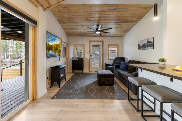 Private Hot Tub And Scenic Views - Charming Creekside Retreat - Pinetop-Lakeside, AZ