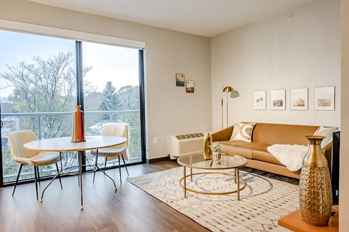 Sleepover | Private 1bd/1ba - Downtown Des Moines - États-Unis
