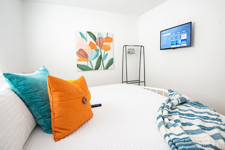 Sunny City Flat | Vulcan’s Hideout A2 | King Bed - Alabama