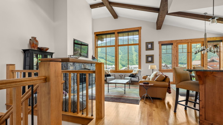 Mountain View Patio And Outdoor Hot Tub - Luxurious Slope-side Haven - Stowe, VT