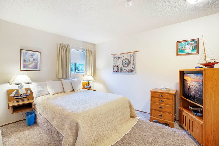 Hi-tide Resort, Queen Bed, Dogs Ok, Unit 15 - Moclips, WA