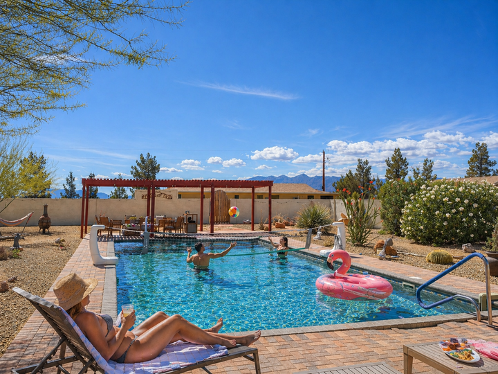 Private Pool And Mountain Views - Serene Desert Oasis - Pahrump, NV