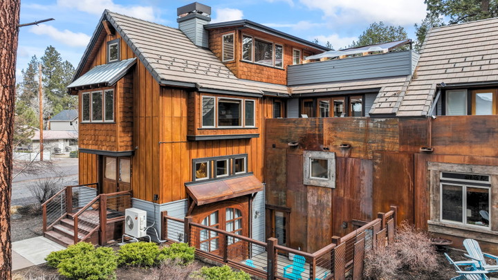 Sisters Retreat | Your Ultimate Sisters Basecamp | Perfect For Groups - Sisters, OR