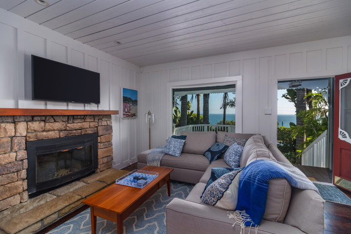 Beautiful Ocean View Superb Home Summerland Lillie By The Sea - Montecito, CA