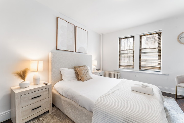 Serene City Getaway: Bay Ridge Haven - New York City