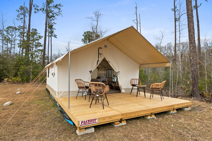 Stay & Paddle Free | Lakeside Glamping Retreat - Florida Panhandle, FL