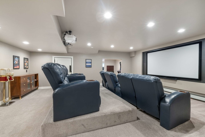 Evergreen Retreat! Luxury Home With Theater - Evergreen, CO