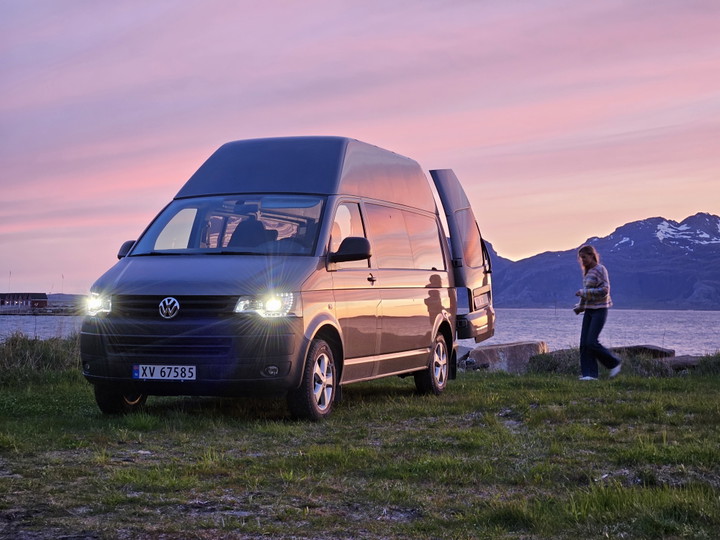Arctic Voyager™ | Premium High-roof Campervan - Norvégia