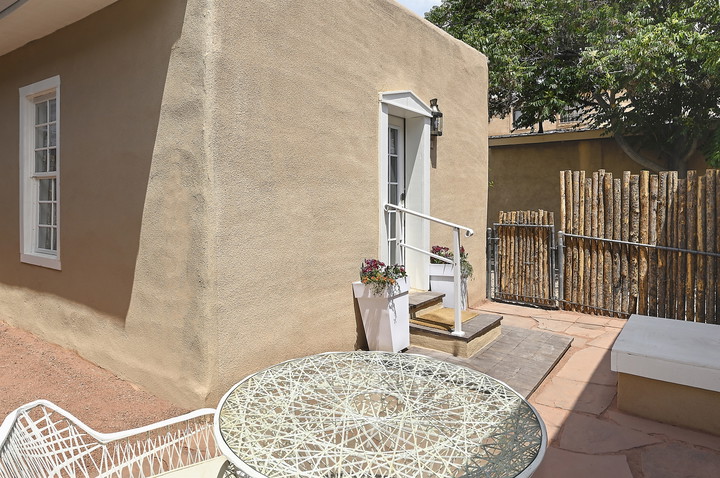 Private Patio And Serene Courtyard With Fountain - Charming Enchanting - Santa Fe, NM