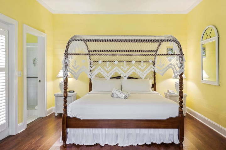 The James Classic | Ground Floor King - Key West, FL