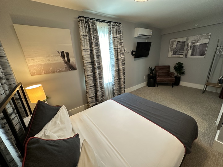 Bright 1 Bed/1 Bath On Historic Pelham St - Newport, RI