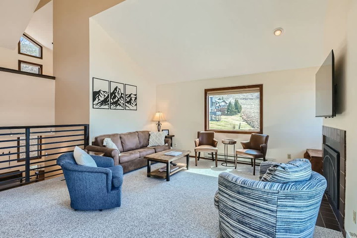 Family 2bedroom With Loft, Lake Views, Amazing Location - Dillon, CO