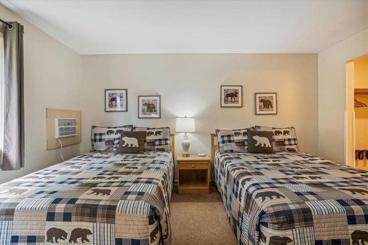 116 Cedarbrook Hotel Room - Killington, VT