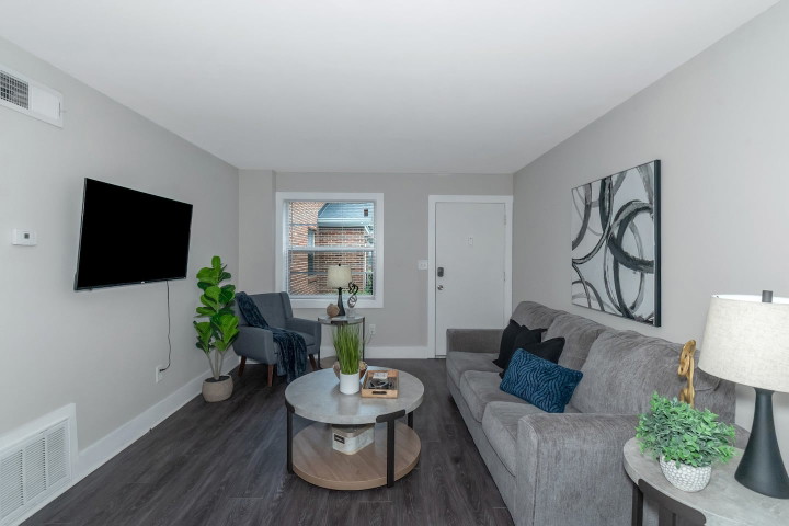 Buckhead 2br – Free Parking & Wi-fi - Atlanta, GA