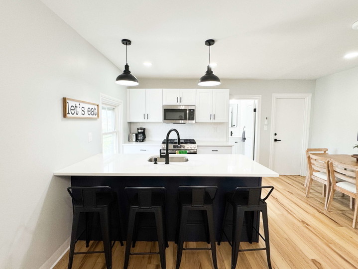 Jennifer's Elegant & Cozy Broadway Walkable Stay - Rhode Island