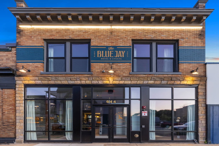 Downtown 5br With Private Patio - Grand Rapids, MI