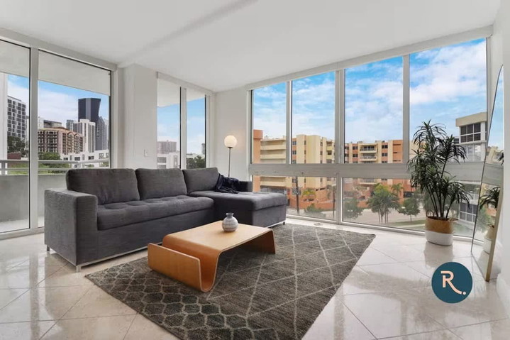 Roami At Sunny Isles | Rooftop Pool | 2 Br - The Bahamas