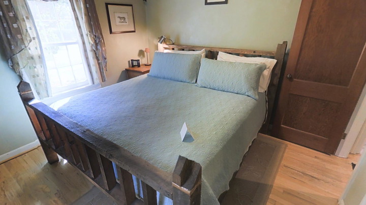 Exquisitely Remodeled With Hot Tub, Walk To Main St - Bozeman, MT