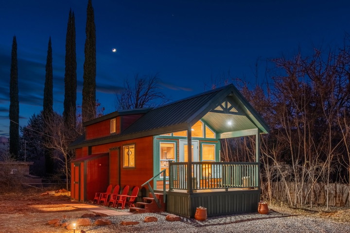 Cozy Tiny Cabin | Near Sedona Hiking & Uptown - Sedona, AZ