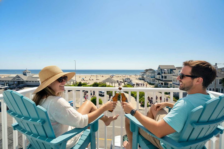 Ocean Views | Private Balcony | Newly Renovated - Hampton Beach, NH