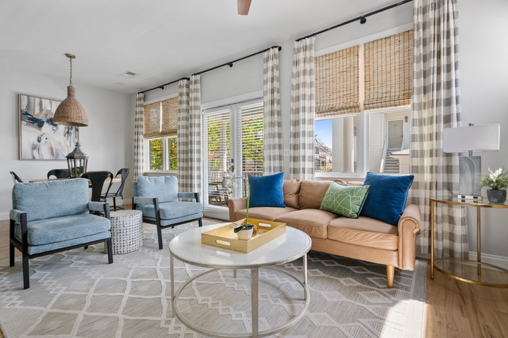 Stunning 3br/3ba W. Parking, Gym, Steps To King St - Charleston, SC