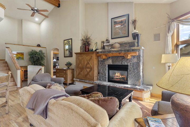 Outdoor Heated Pool And Hot Tub - Charming Spacious Retreat - Steamboat Springs, CO