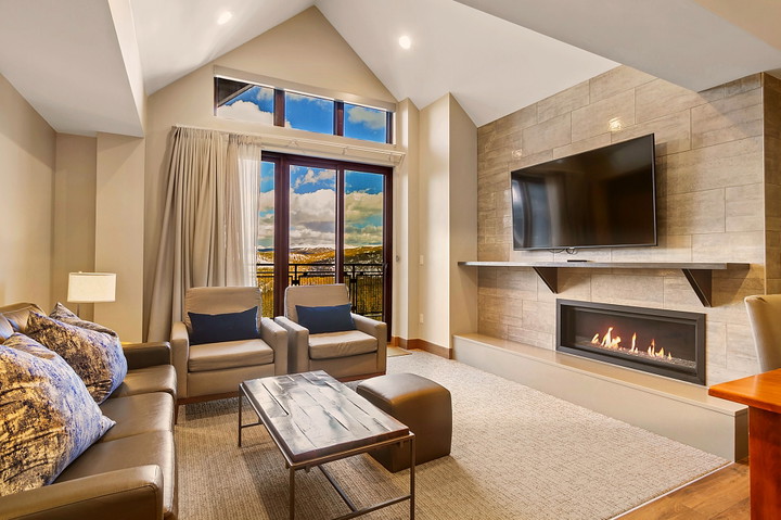 Stunning Views And Gourmet Kitchen - Exquisite Ski Retreat - Breckenridge, CO