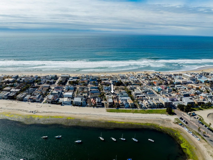 Lovely Mission Beach Retreat - San Diego, CA