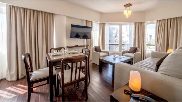 Stunning 2br Suite Within Walking Distance To Colom Theater - Argentina