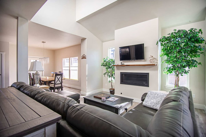 4br Mountain Home | Fireplace, King Beds, Fast Wi-fi - Leadville, CO
