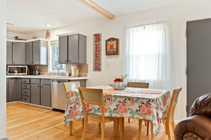 Pet Friendly With Hot Tub And Sauna - Billings, MT