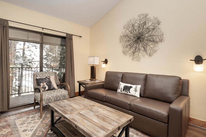 Stunning Deck And Gas Fireplace - Exquisite Winter Park Sanctuary - Winter Park, CO