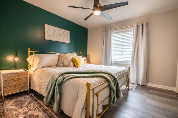 Uab Area Retreat|vulcan Hideout B3| King Bed - Alabama
