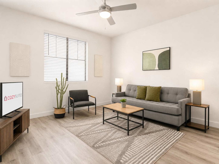 Cozysuites Glendale By The Stadium With Pool! - Glendale, AZ