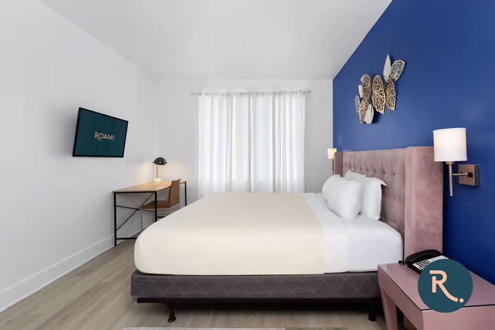 Roami At Hotel Astor | Miami Beach Studio - South Beach, FL