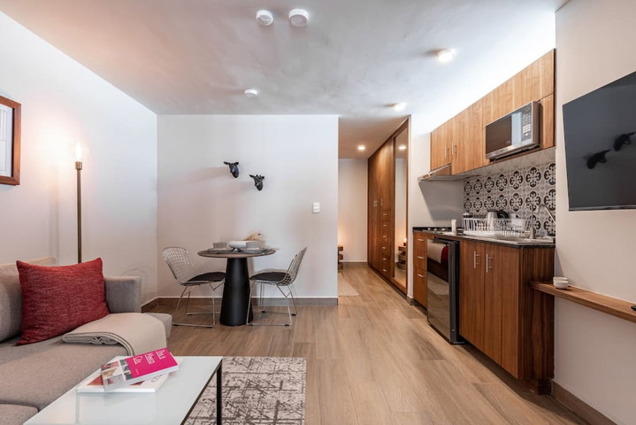 Trendy And Safe Fully Equipped Stay | Roma By Viato Homes - Mexico