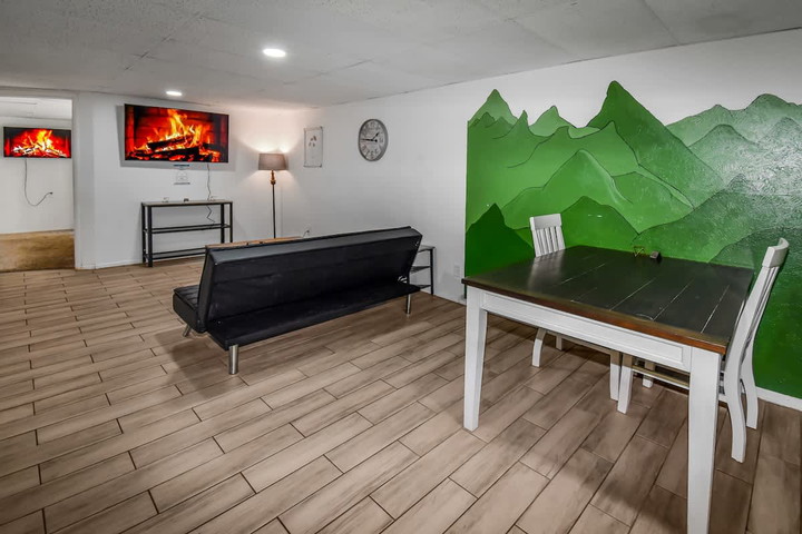 Cozy Mountain-inspired Lower Unit In Denver - Denver, CO