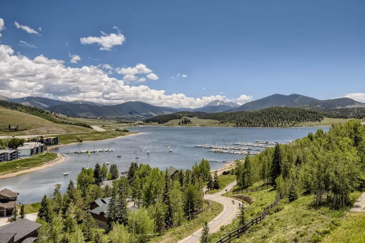 Amazing Lake And Mountain Views! - Dillon, CO