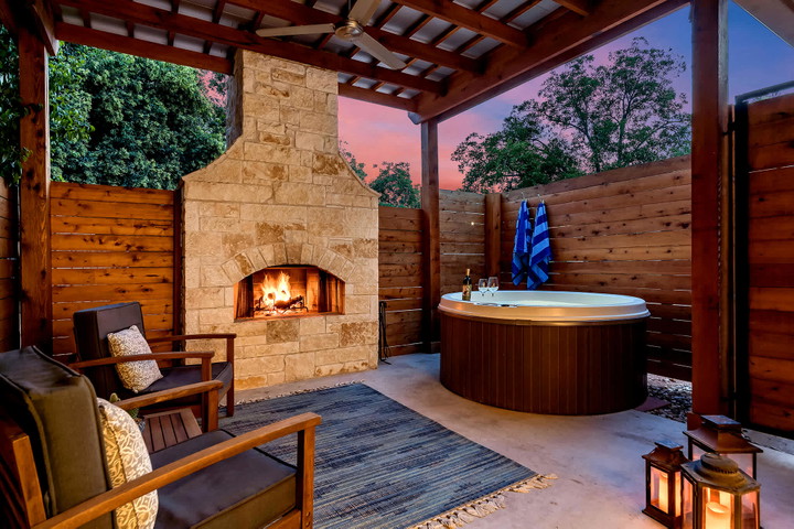 Enchanted Hideaway, Hot Tub, Walk To Main St! - Estados Unidos