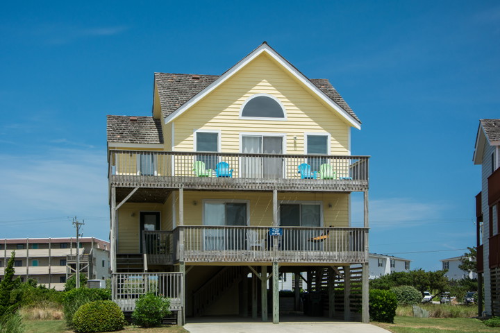 Ocean Views And Hot Tub - Charming Beach House Retreat - Nags Head, NC