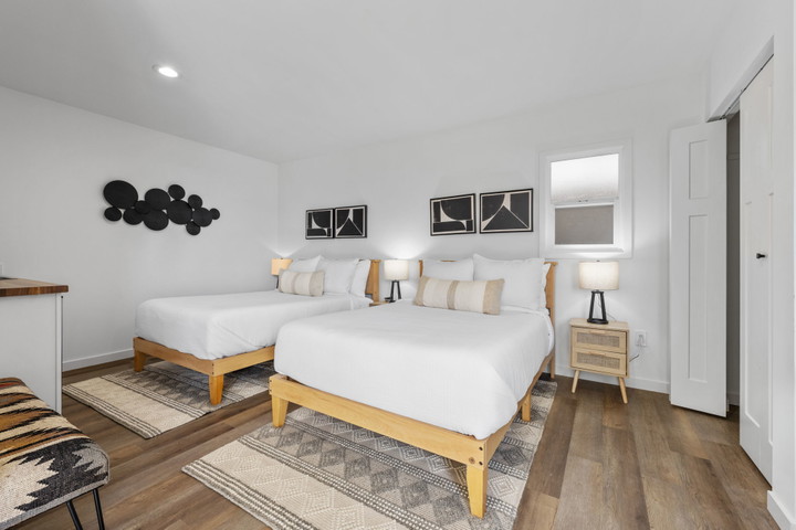 South O Bungalow 7 - Premium Double Studio + Patio - Carlsbad, CA