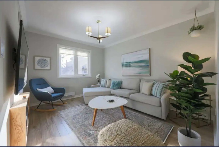 Casa Hotels: Modern 2br Suite In Leslieville - Toronto, ON