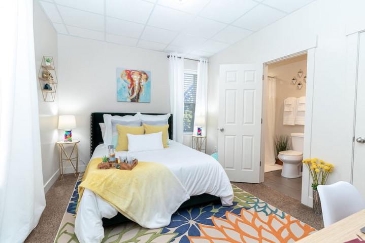 Bright & Comfortable Apartment Near Downtown Slc - Salt Lake City, UT