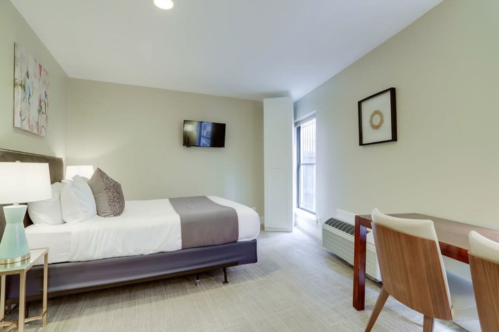 Sojourn At Dupont Place #3 | Pet Friendly - Washington, D.C.