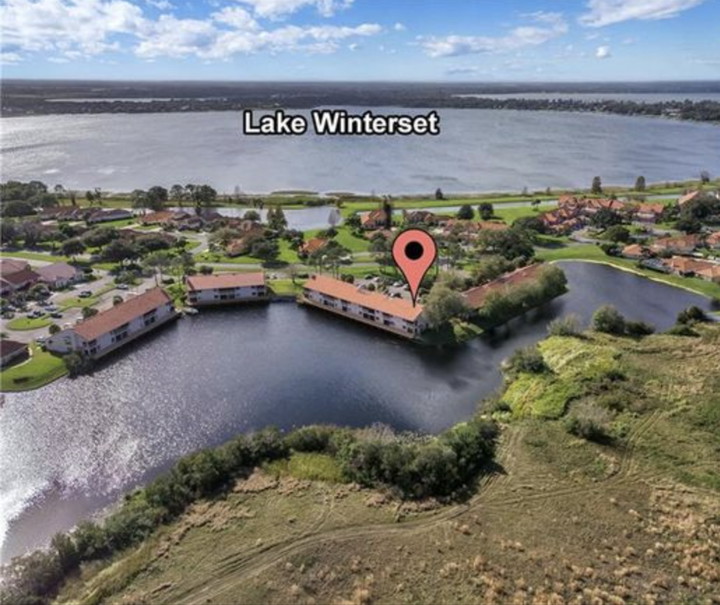 Lakefront Retreat In Winterset - Winter Haven