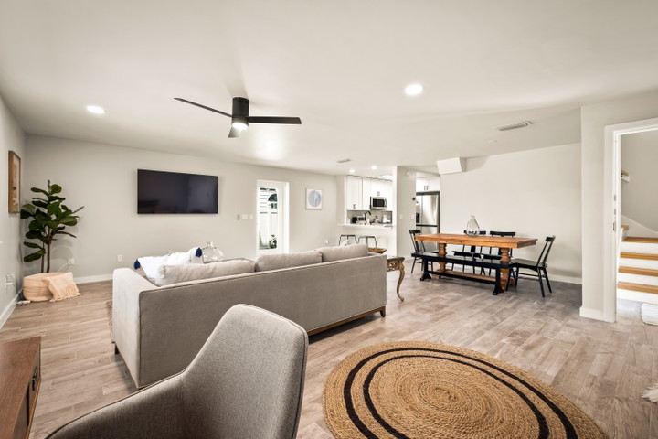 Modern 1-bedroom Beachside Retreat Steps To The Beach - Jacksonville Beach, FL