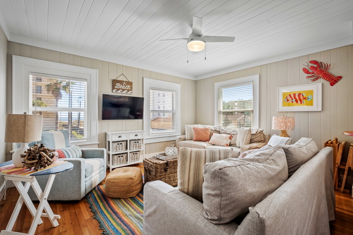 6 Bedroom 4.5 Baths Sleeps 14 Partial Ocean Views - Jacksonville Beach, FL