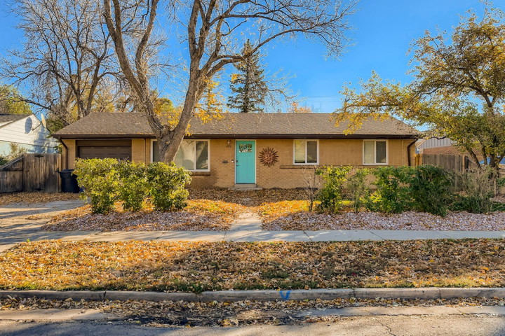 Cherry Creek Haven | Spacious Denver Retreat - Denver, CO