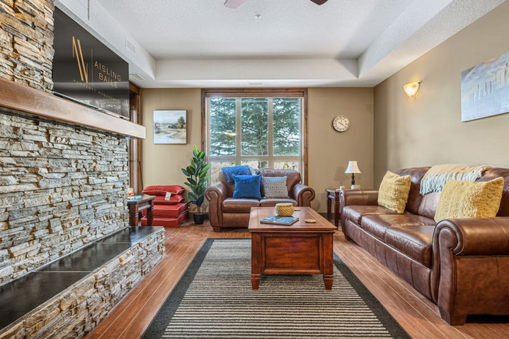 Timber Mill | Outdoor Pool/hot Tub | Ground Floor - Canada