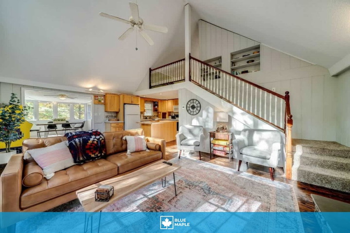 Fire Pit, Arcade Games, Deck, Grill & Pool Access - West Virginia